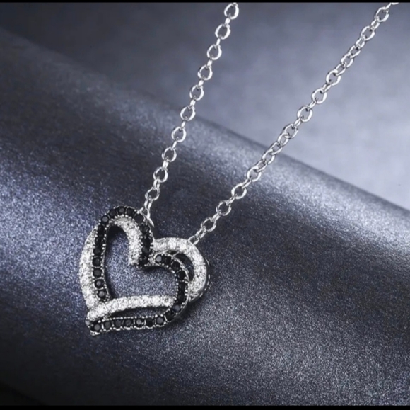 LG | Jewelry | Silver Plate Black Necklace Heart | Poshmark